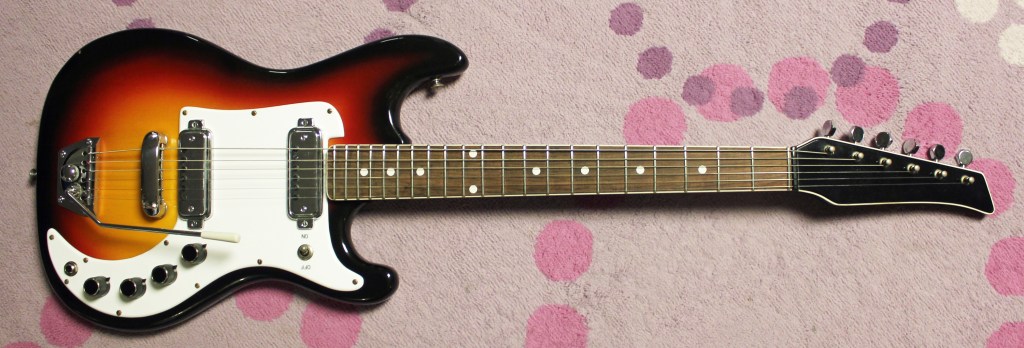 1960s Castelfidardo Italian Electric Guitar – Drowning in Guitars!