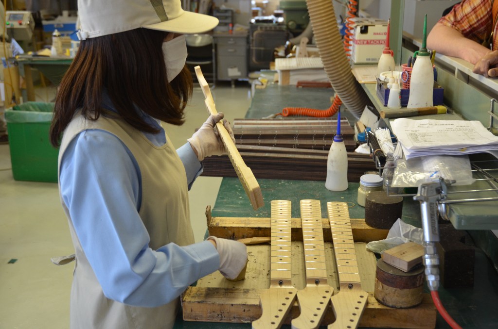 Fujigen Gakki Factory Tour!! – Drowning in Guitars!