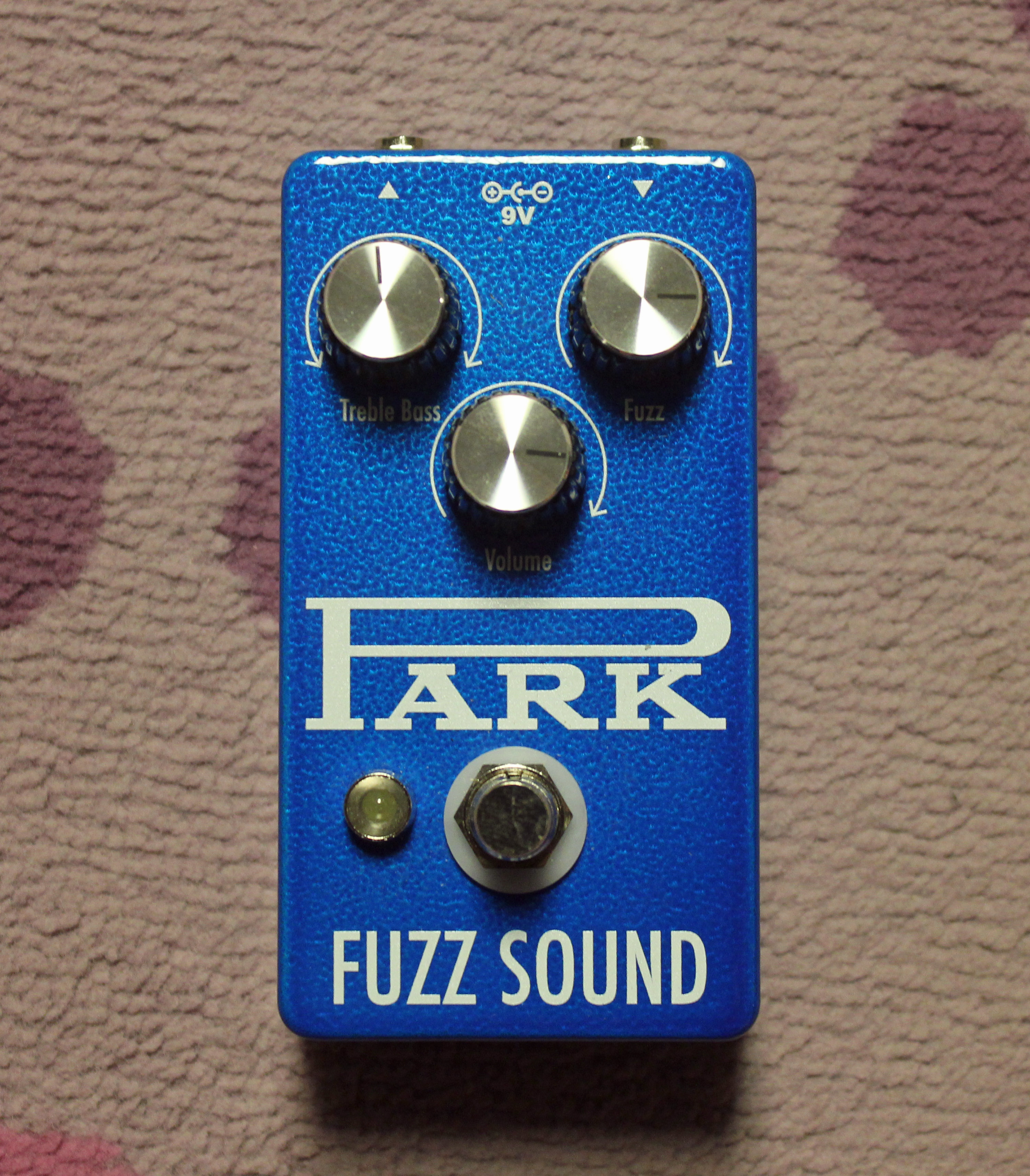 Effects… Videos, Articles, Photos – Drowning in Guitars!